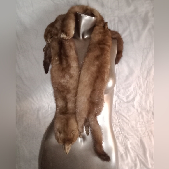 Nigbor Furs | Accessories | Vintage 4 Full Body Mink Fur Pellets Shawl ...